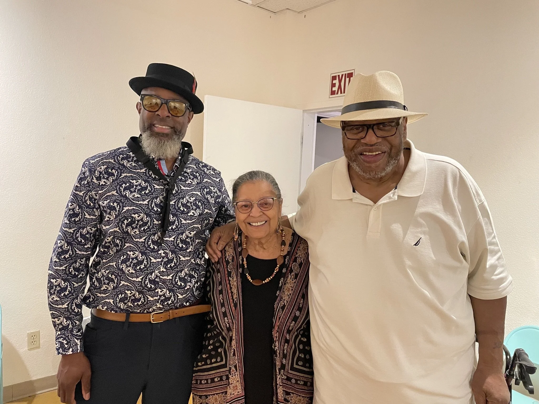 About | Discover Art Today — LEFT OF CENTER GALLERY