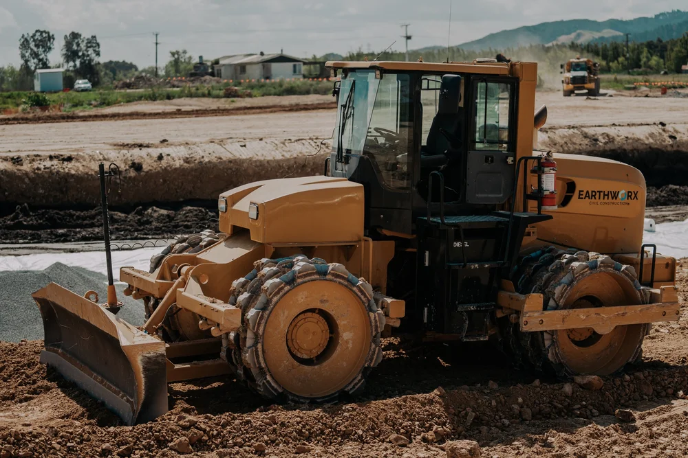 Earthmoving — Earthworx