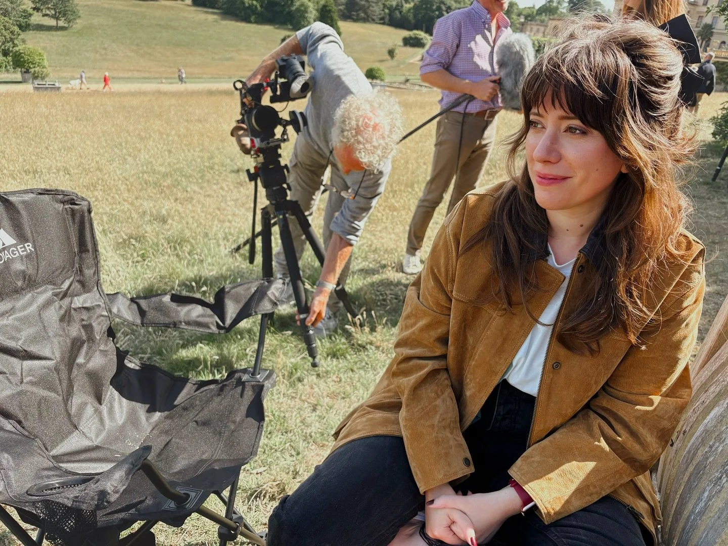 About 5 — DR FERN RIDDELL