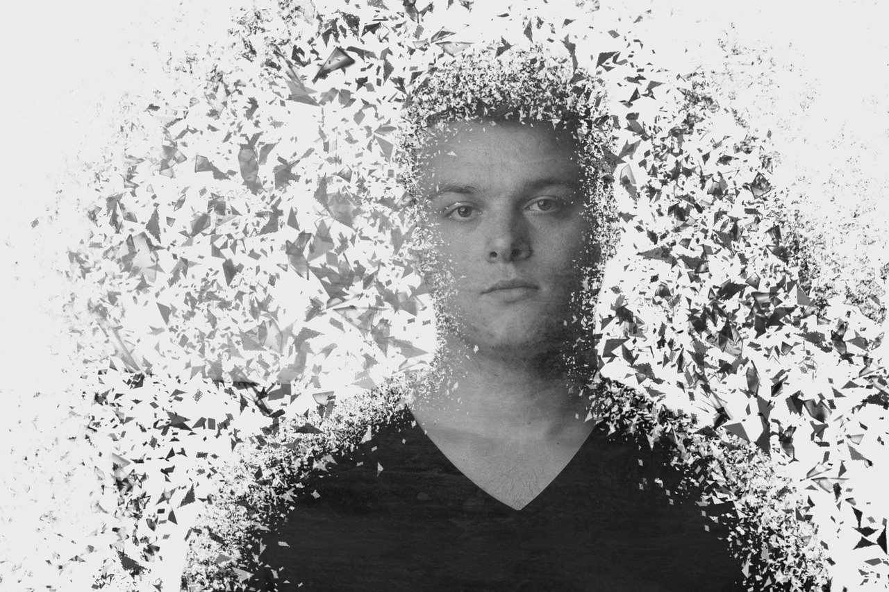 Urban Survival: 8 Ways to Stay Invisible — GRAY PERSON
