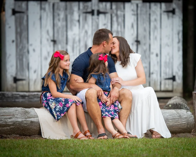 Looking Glass Photography by Tammy Gentry, LLC