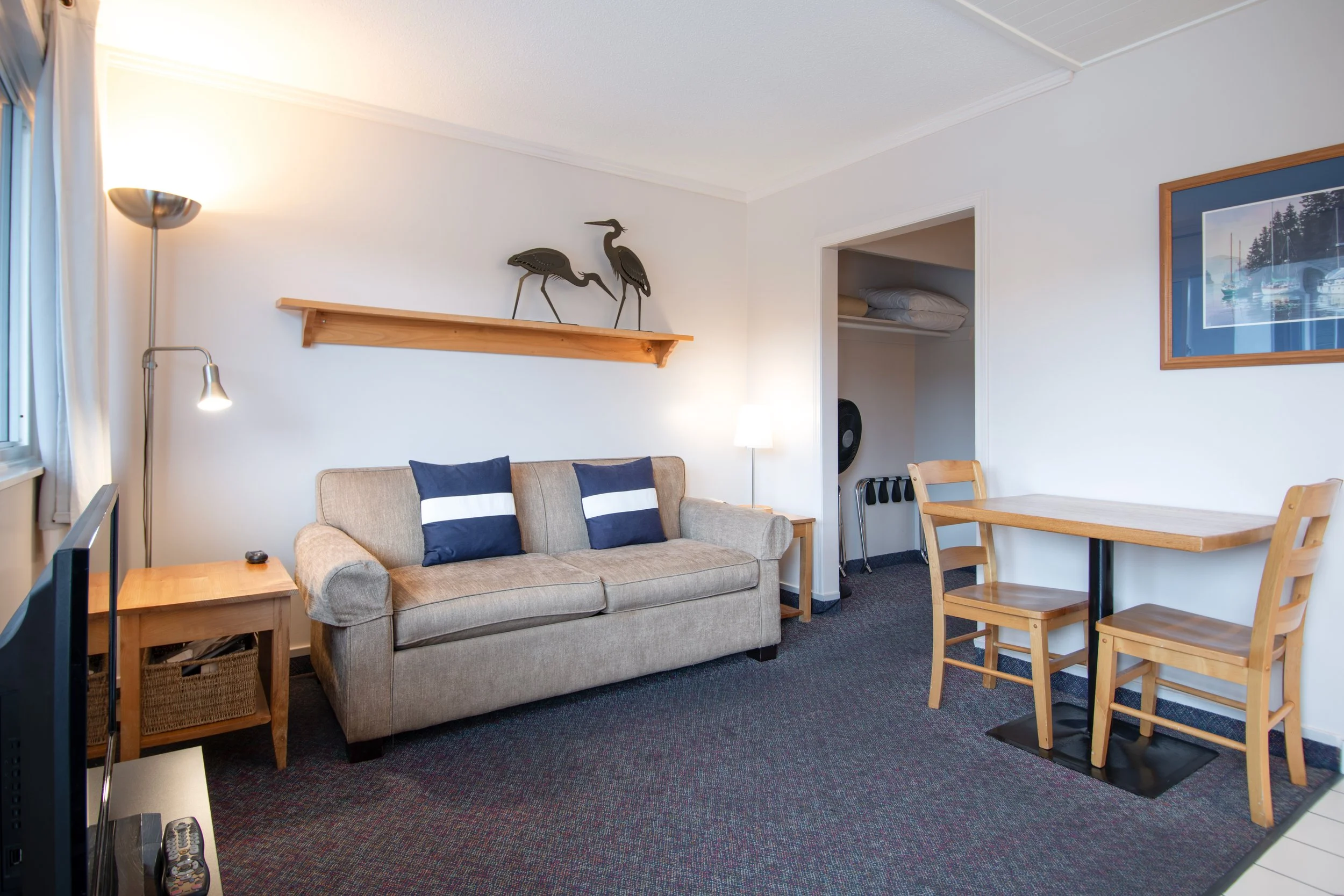 Rooms — The Buccaneer Inn