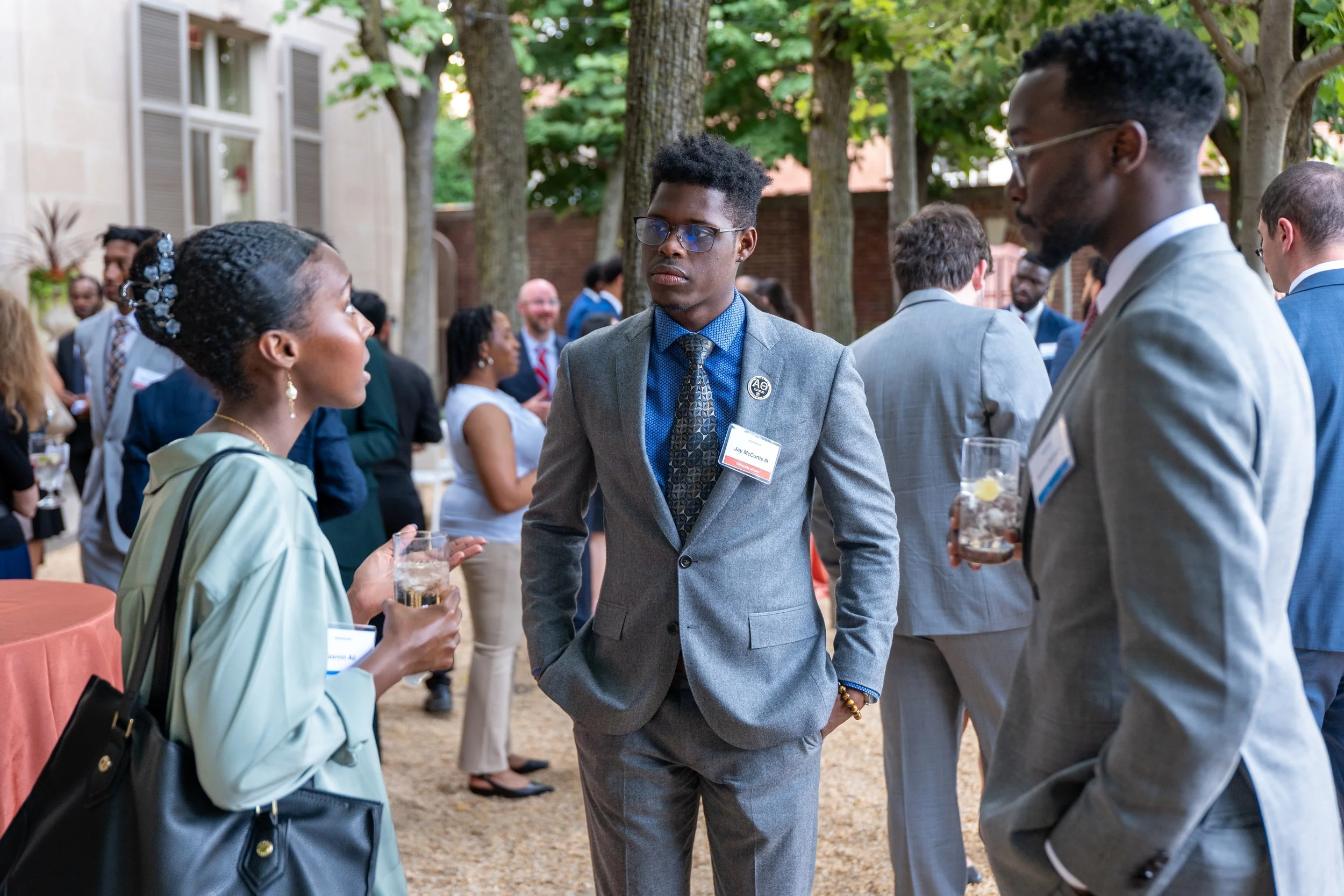 Future Leaders Academy | Build Global Leadership Skills – Enroll Today ...