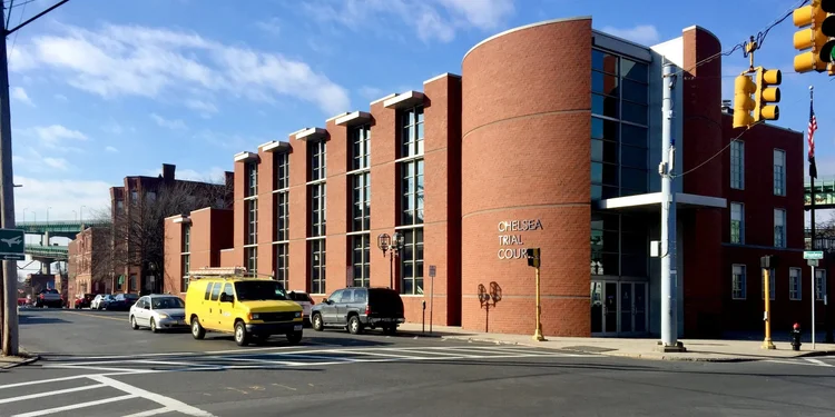 Chelsea Trial Court — Schwartz/Silver Architects