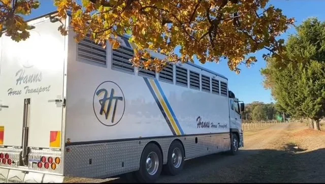 Hann's Horse Transport