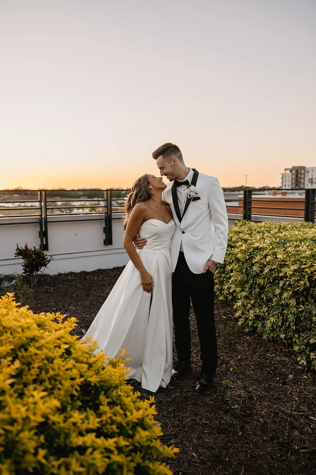 Rob & Makenna's Rooftop 220 Wedding — Rad Red Creative - Tampa Bay ...