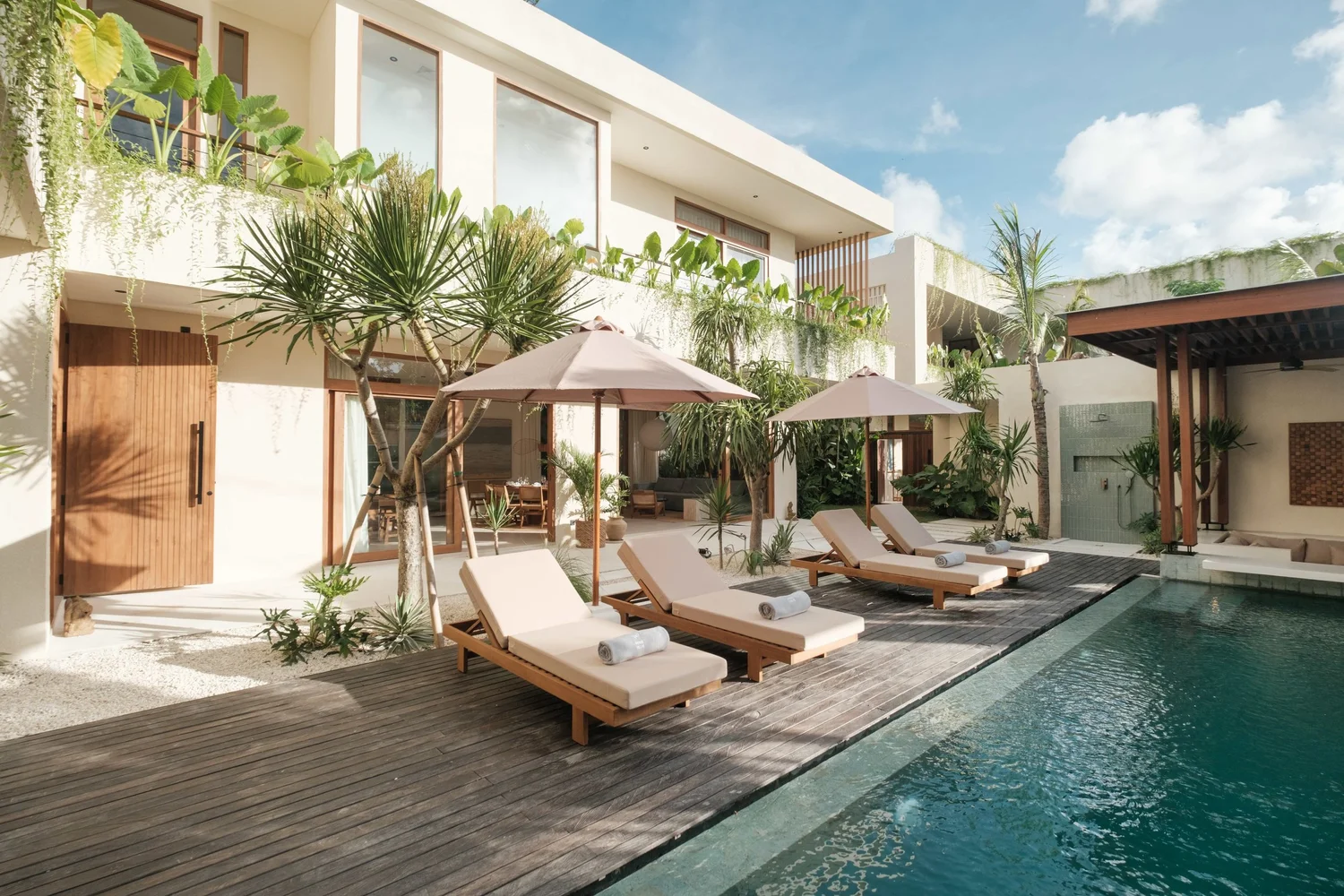 Gallery — Manu Villas