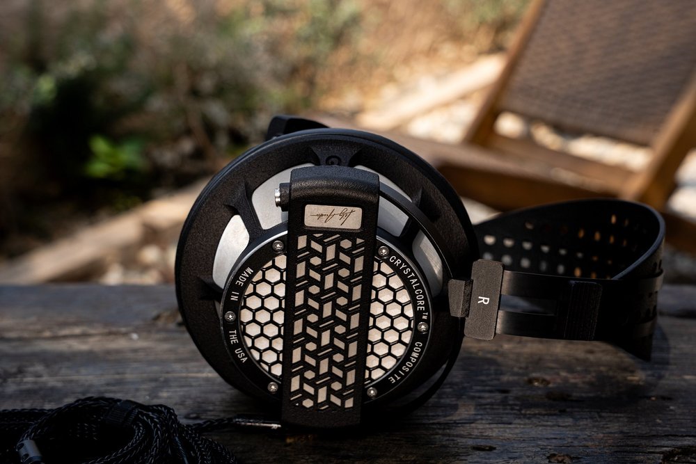 Headphones Genesis One — Lily Audio
