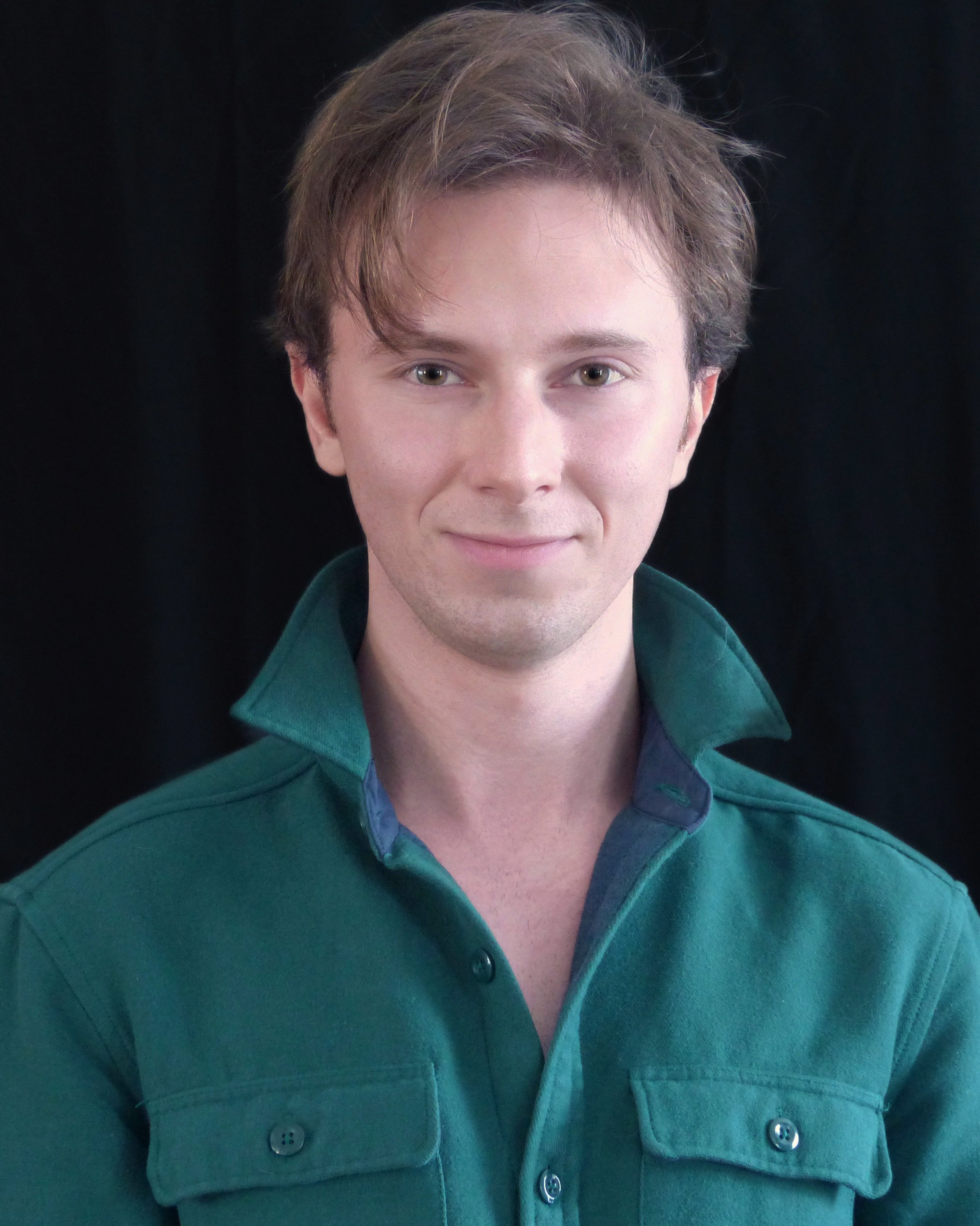 Headshot | Resume — Anthony Rizzuto