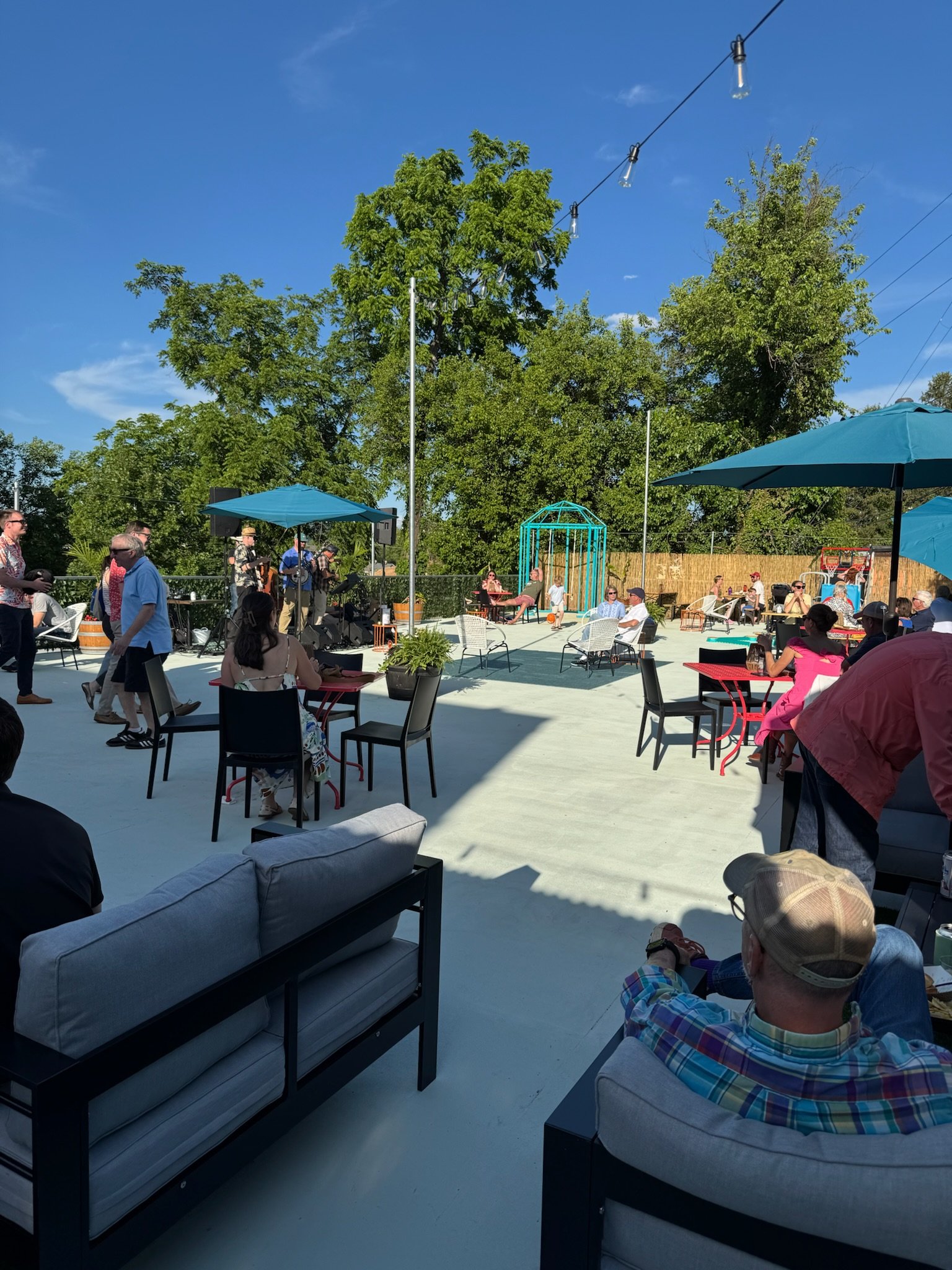 The Birdcage — Mockingbird Restaurant