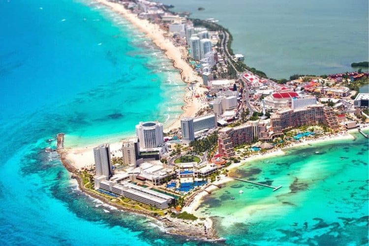 Cancun Airport Customs: What Americans Need to Know