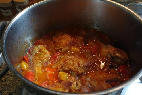 Pollo e peperoni — Alice Taylor Eats