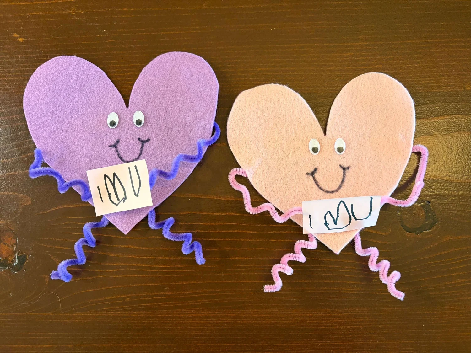 DIY Felt Heart Buddy Craft for Valentine’s Day (Toddler-Friendly ...