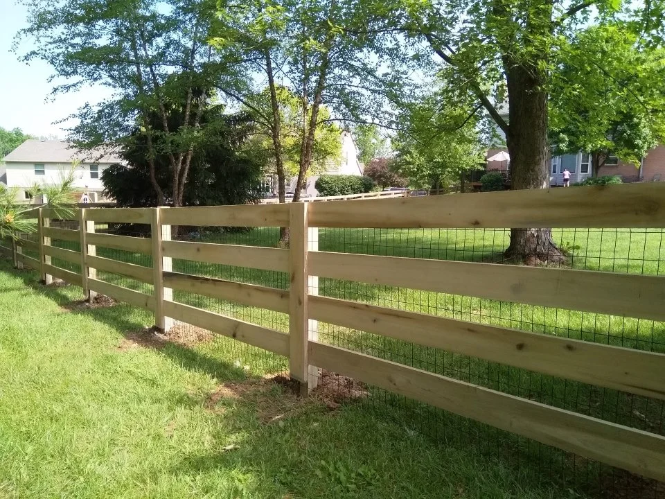Kentucky Board Fence Installation in Cincinnati, OH | Bedrock Fence ...