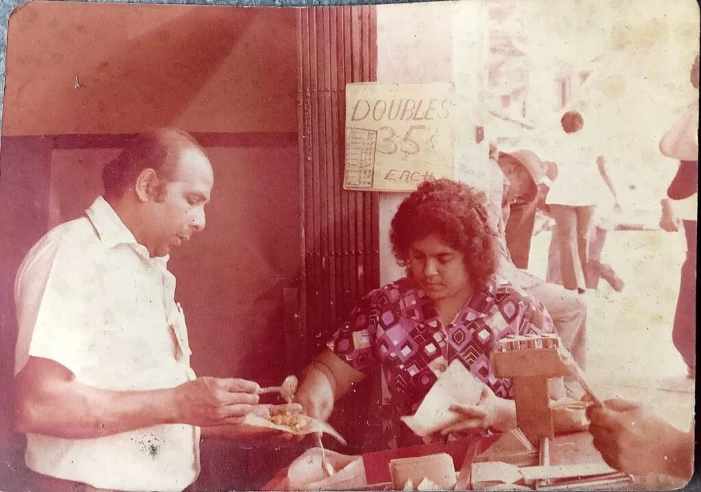 DOUBLES | Trinidad's No. 1 Streetfood — Beni Doubles