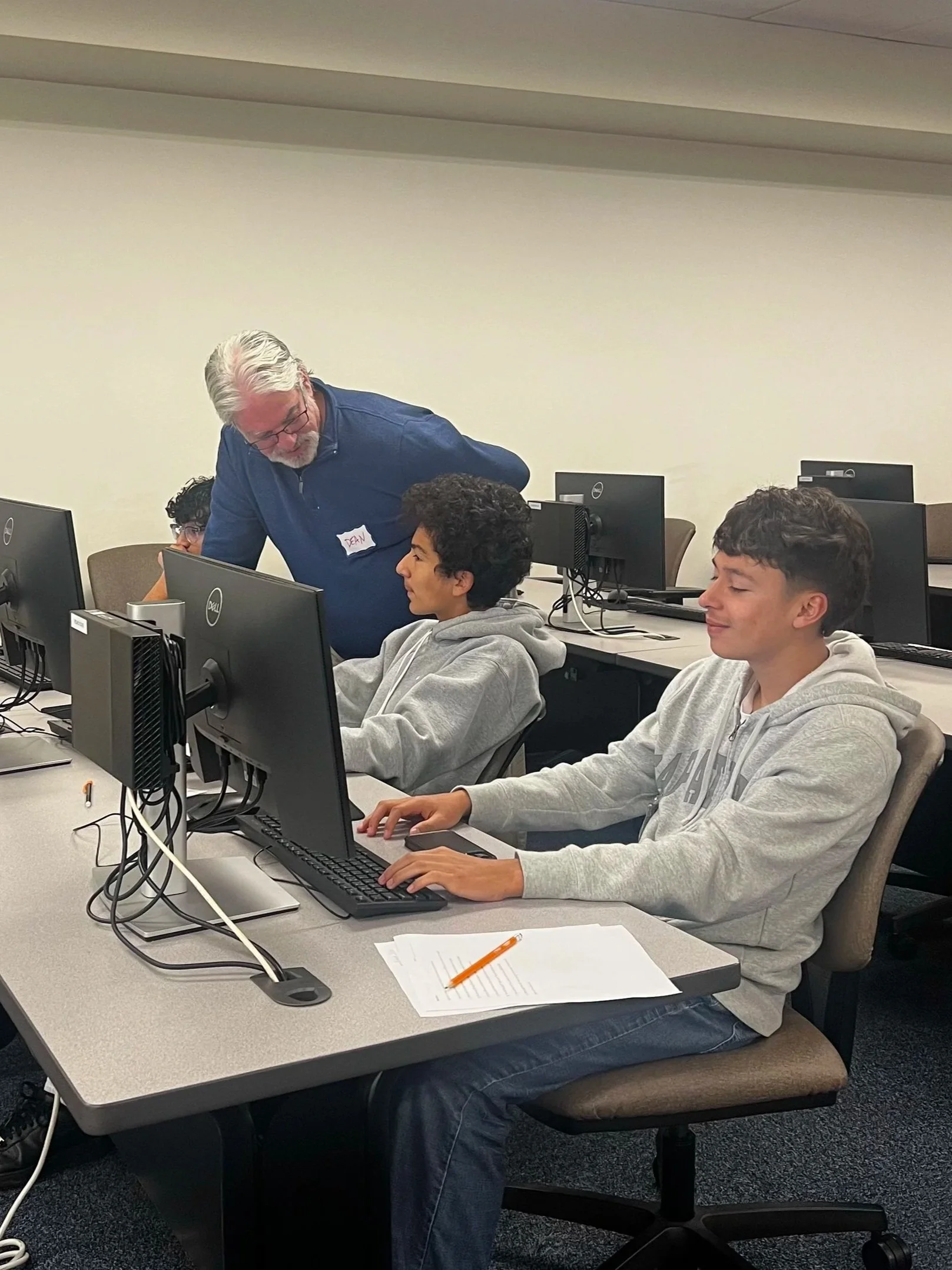 Volunteer — Minds Matter Portland