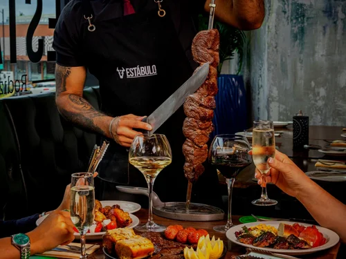 Rodizio Bar & Grill — Estabulo