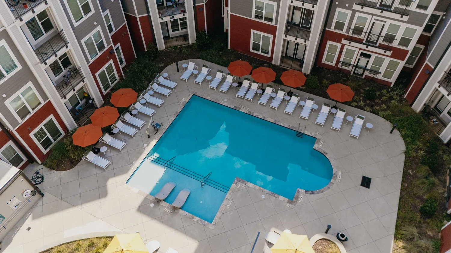 Furnished Apartments Near UNC Charlotte – The Drake