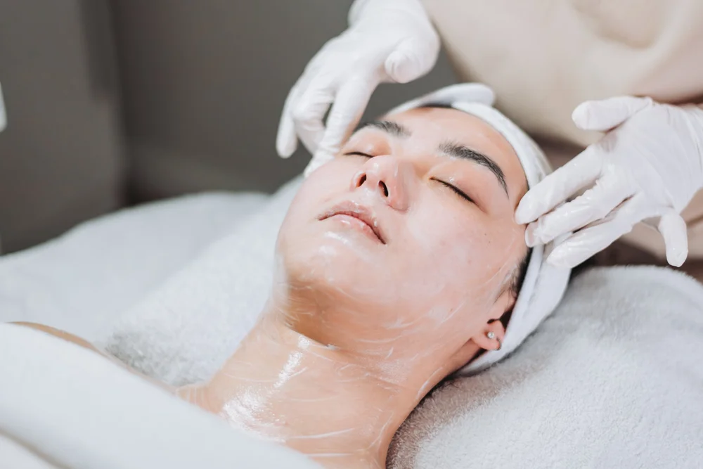 Age Gracefully by Ming | Enhance Skin, Relax Today