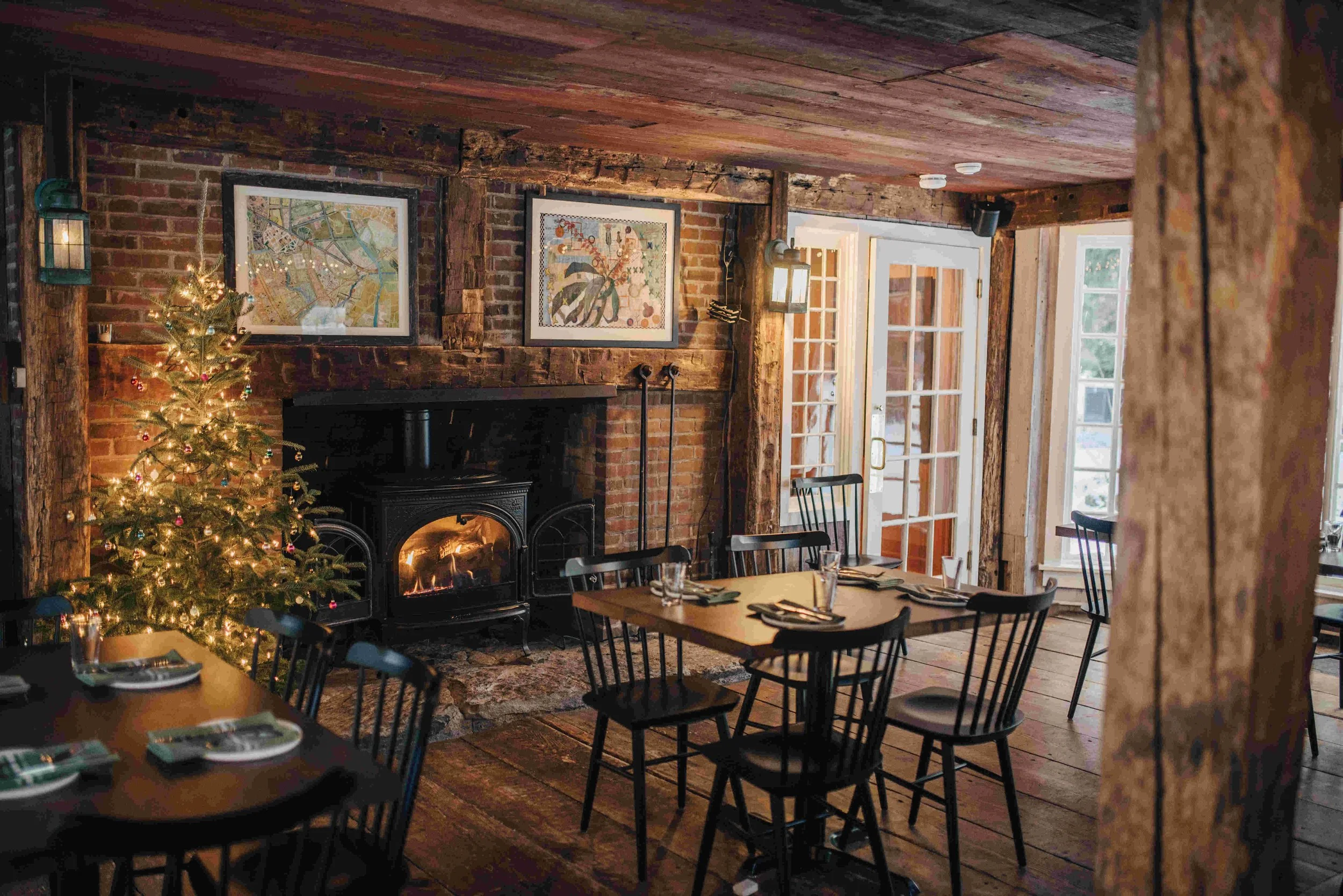 restaurant at the tillerman — the tillerman inn & restaurant