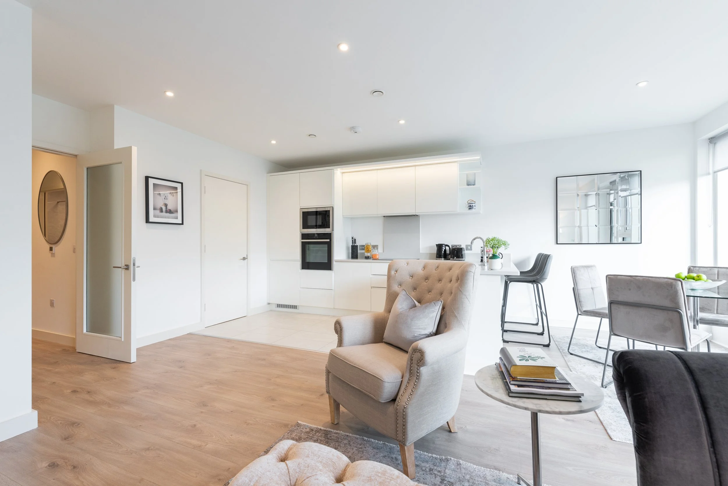 Hanover Court – Serviced Apartment in Dublin Docklands | Adoor — ADOOR