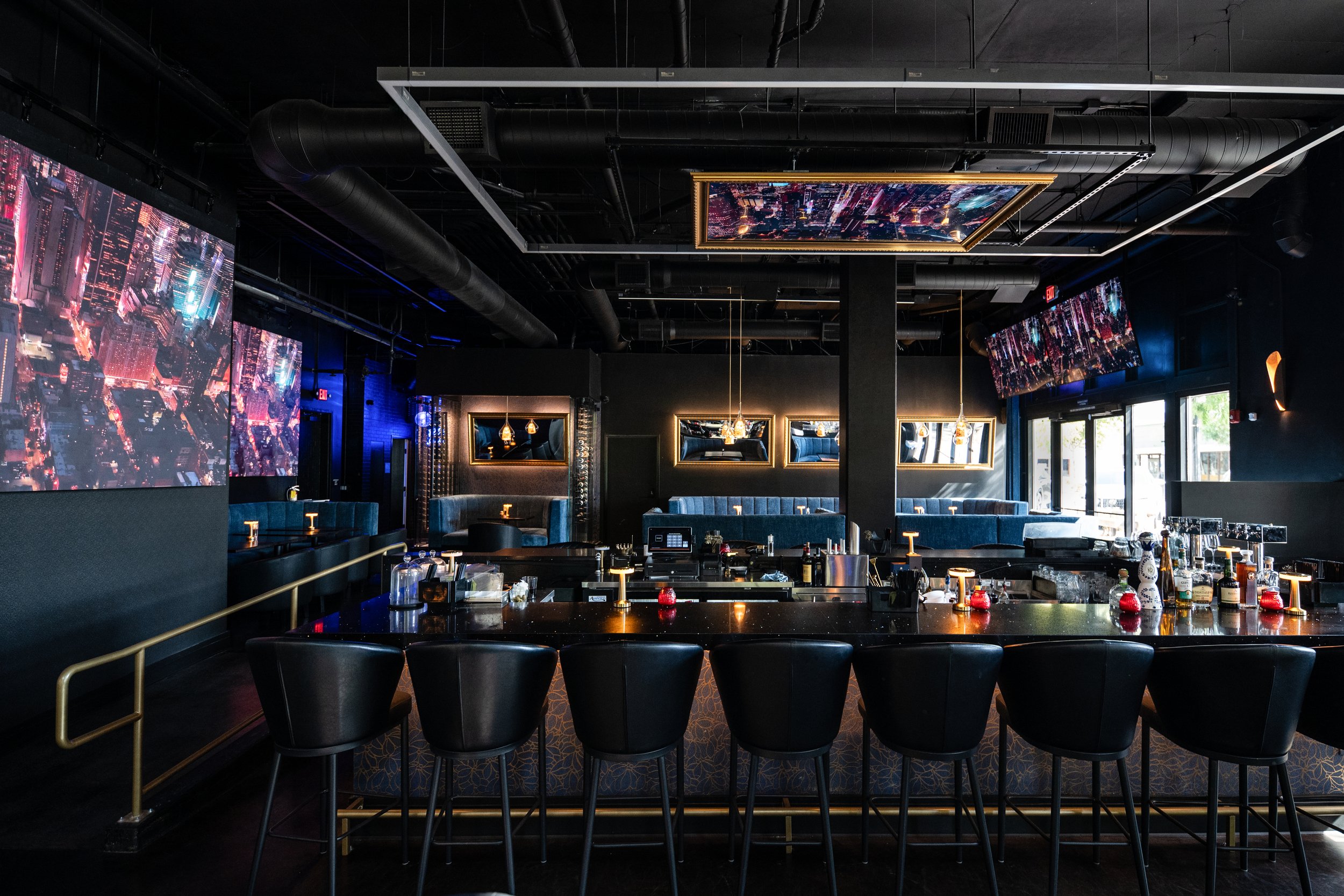 Society Pizza Lounge | Elevate Your Night Out Today