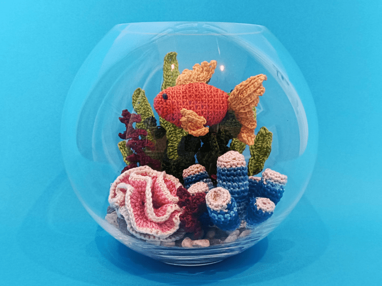 Hannah Latham: the brand new Crochet Fishbowl — Destasher