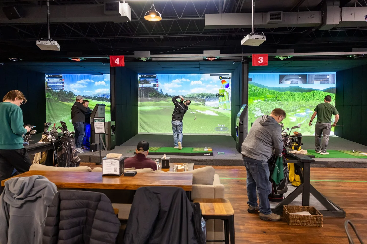 On The Green Indoor Golf Simulators | Blaine, MN | Play, Compete ...