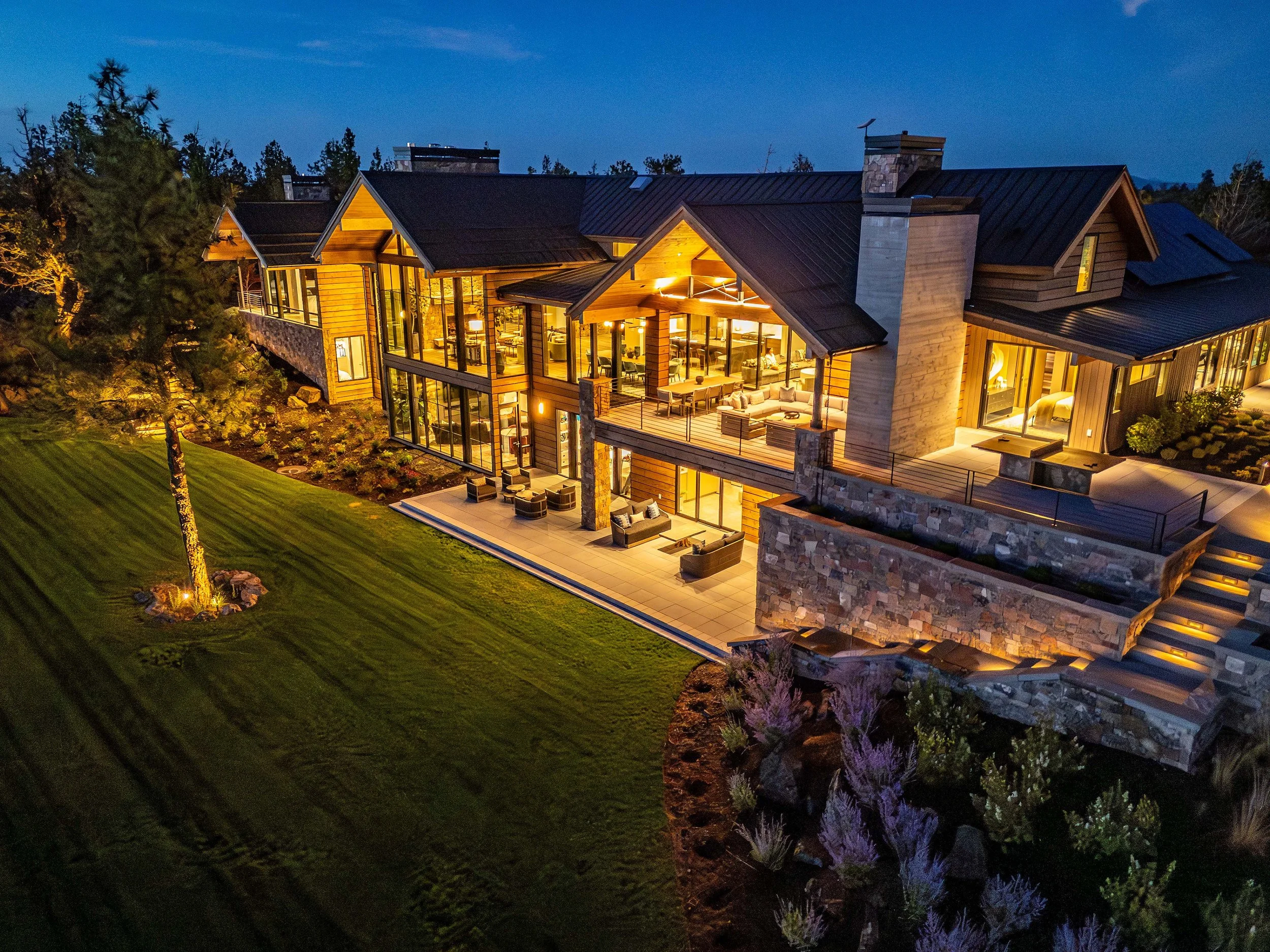 Pacwest Builders LLC in Bend Oregon Pacific Cascade Heights - Quality ...
