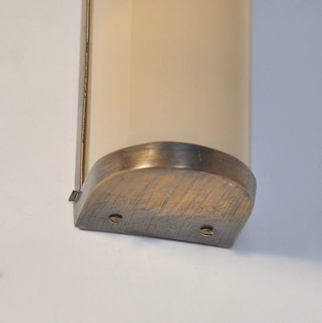 Modernist Wall Lamp — Rayon Roskar
