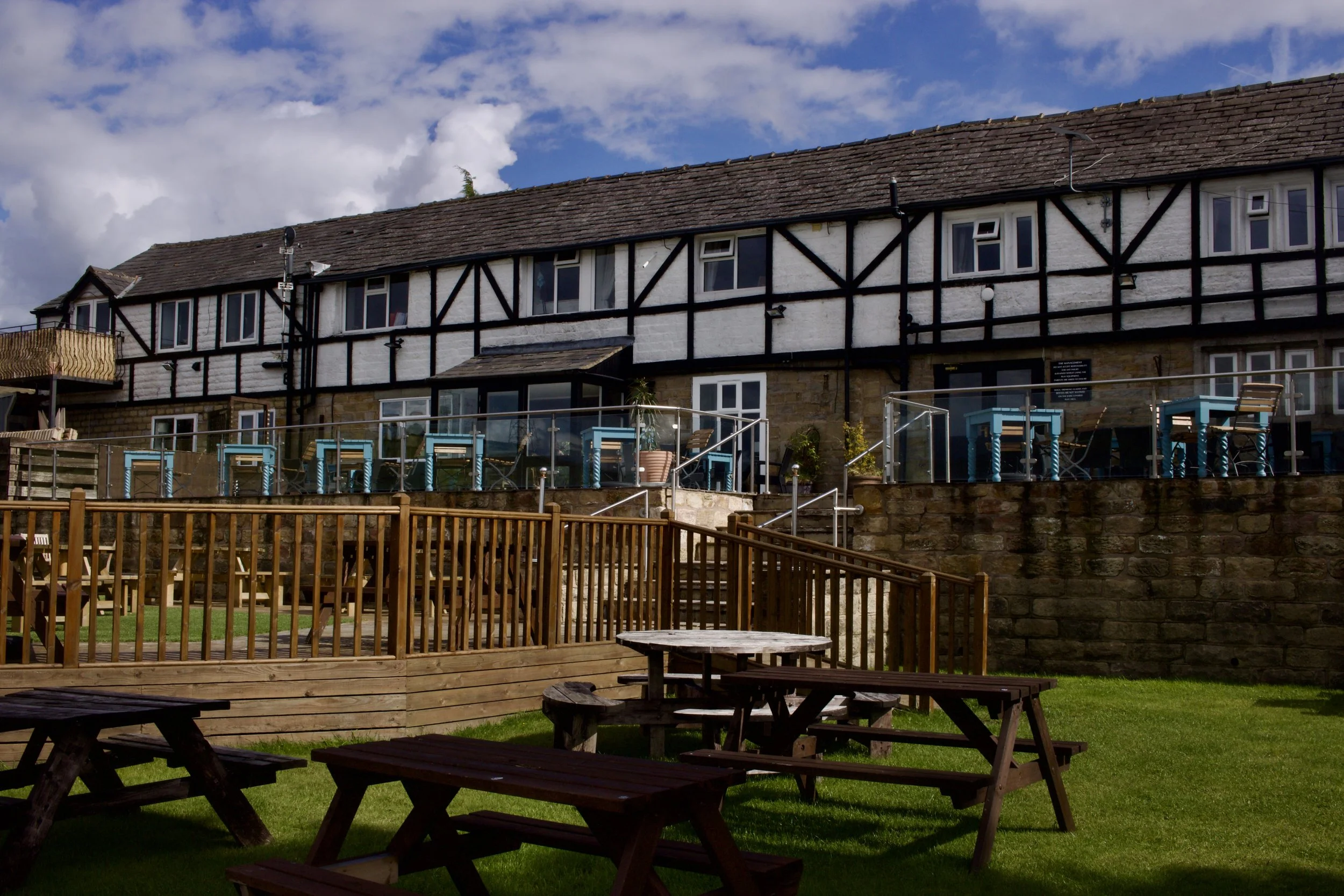BLACKSTONE TAVERN AT THE MOORCOCK INN