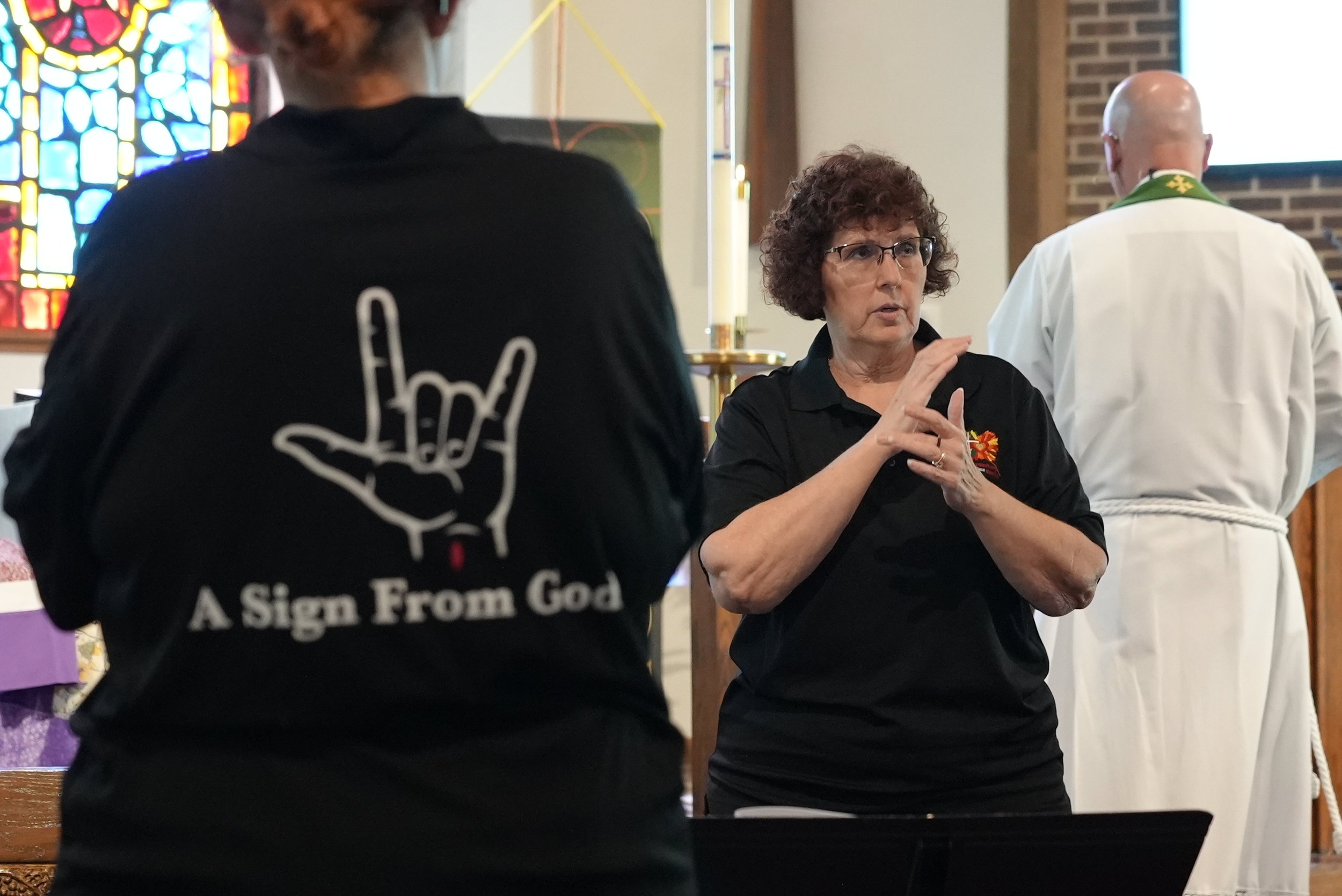 Deaf Ministry | Redeemer Lutheran Church in Olathe, KS