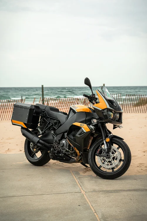 SUPERTOURING ORDER NOW — Buell Motorcycle Co.