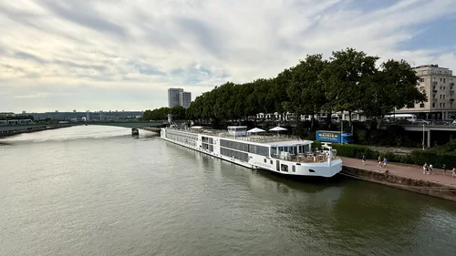 How to Choose the Best Cabin on a River Cruise: Decks, Views & Layout ...