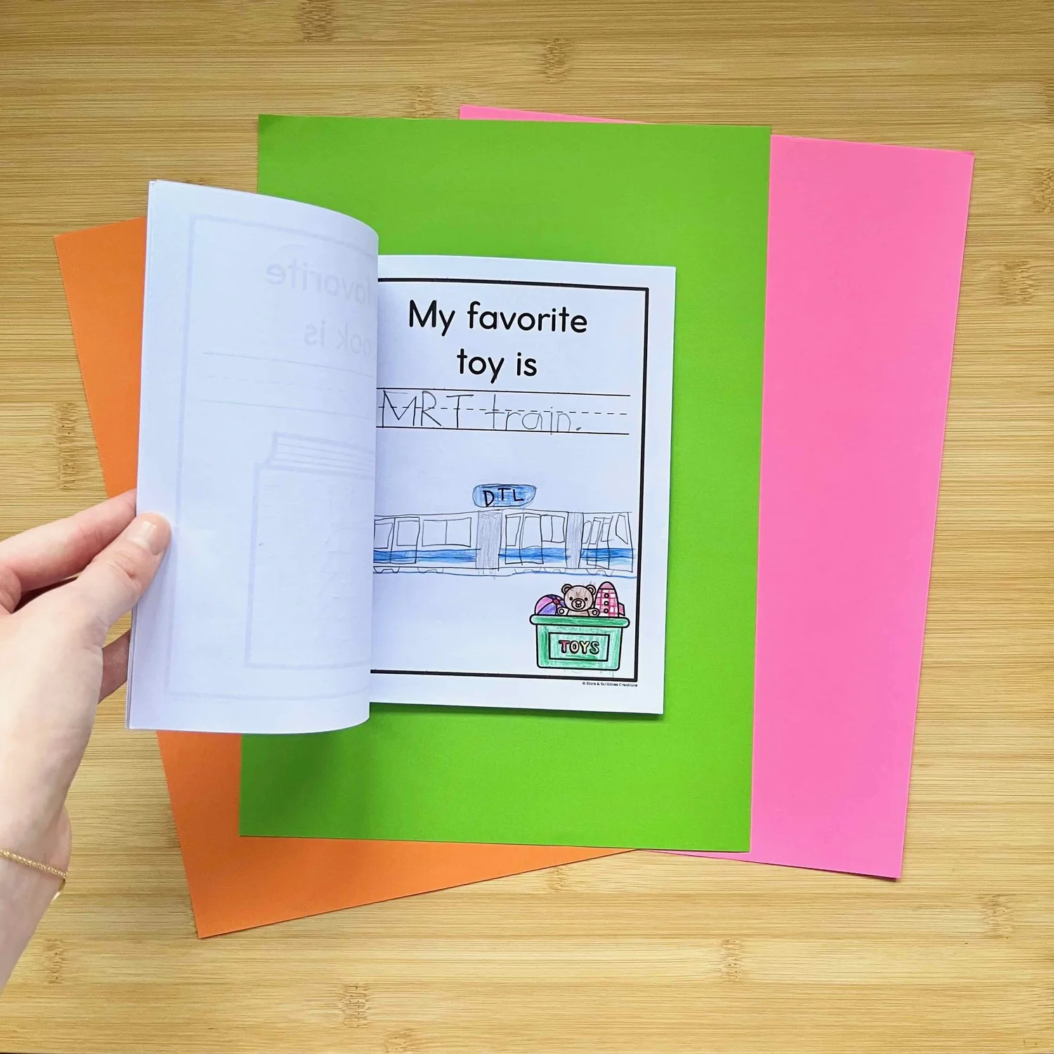 Free “All About Me” Printable Booklet for Kindergarten & Early Learners ...