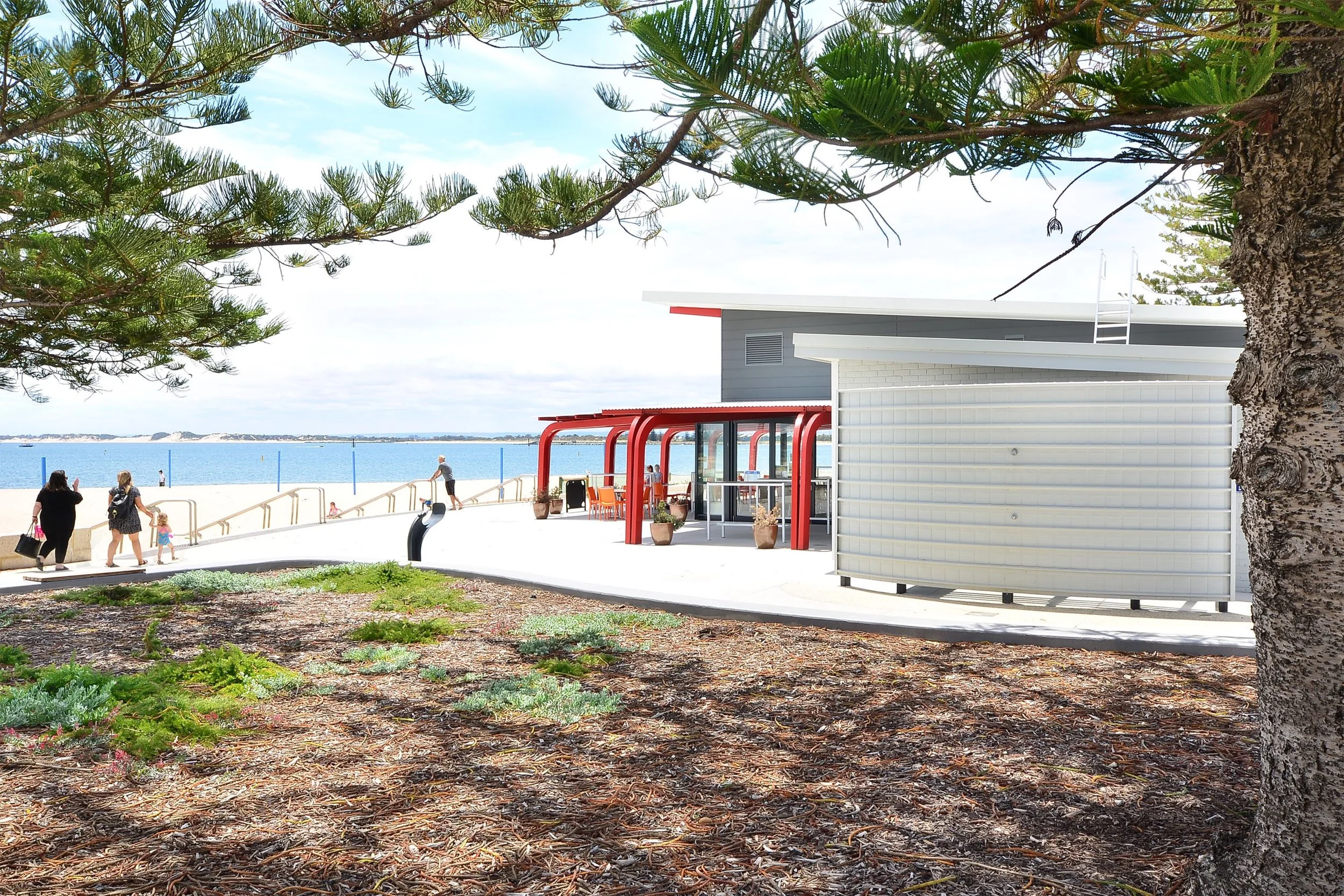 Koombana Bay Foreshore — MCG Architects