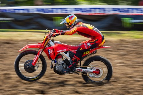 How to Watch 2026 Fox Raceway Pro Motocross, TV Schedule and Track Map ...