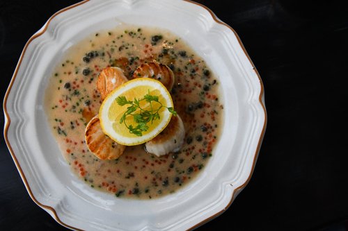 Dutch Gardens | Enjoy Authentic German Cuisine - Reserve Today