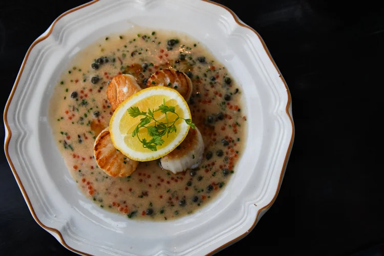 Dutch Gardens | Enjoy Authentic German Cuisine - Reserve Today