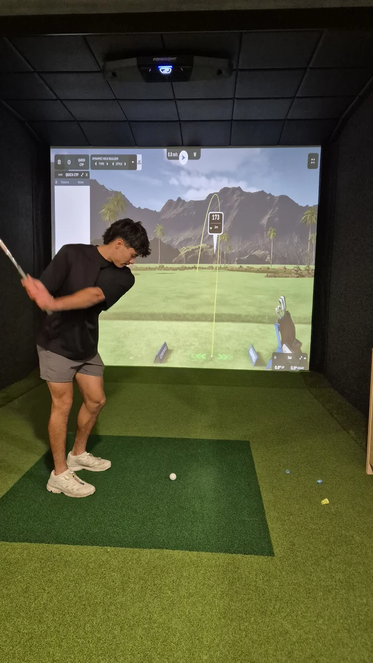 Indoor Golf & Driving Range Newmarket | Golf Simulator Auckland
