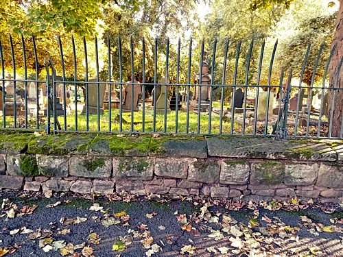London Road Cemetery | Discover History Today
