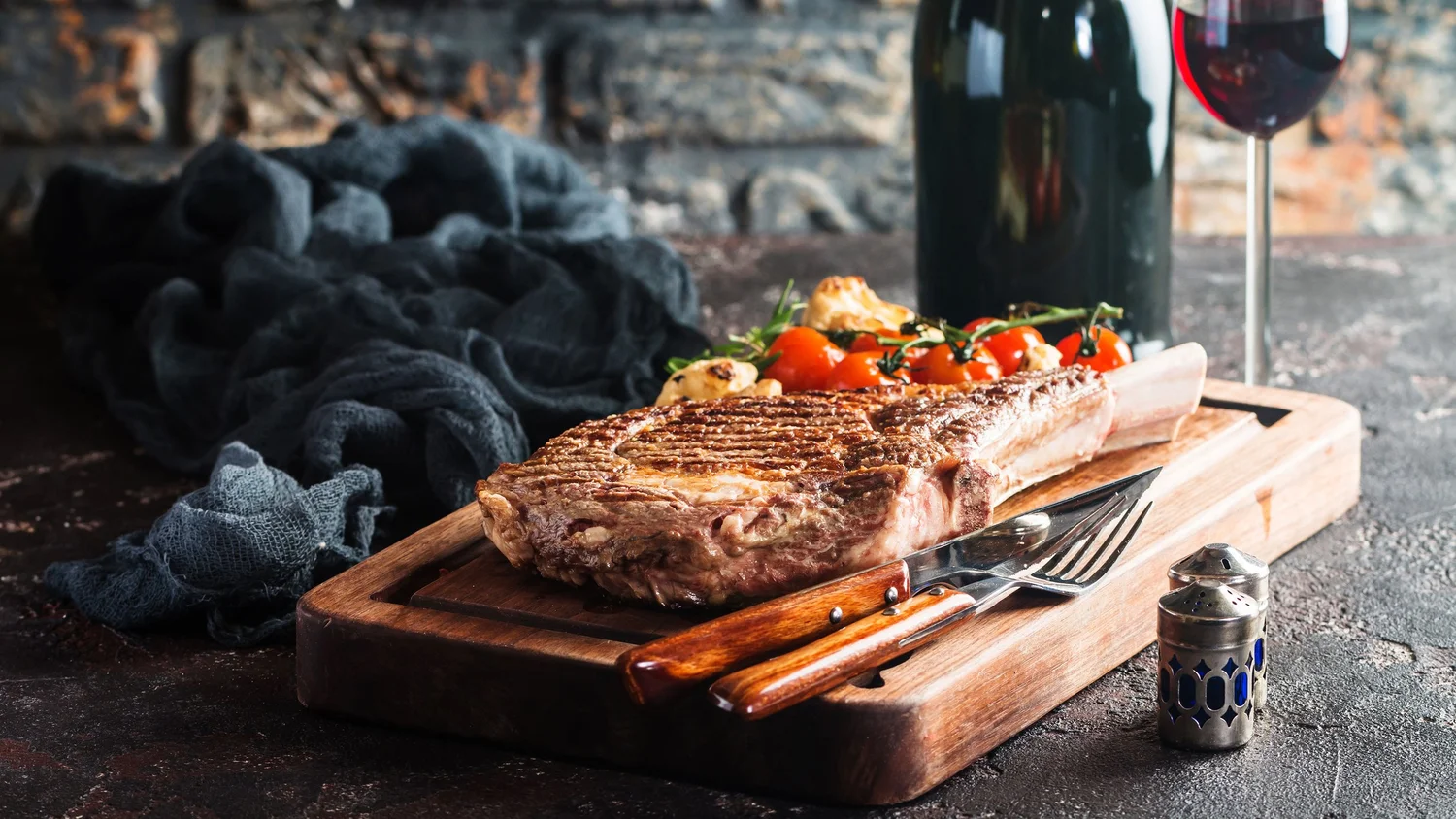 Station 1633 Table & Tavern | Reserve Your Table Now