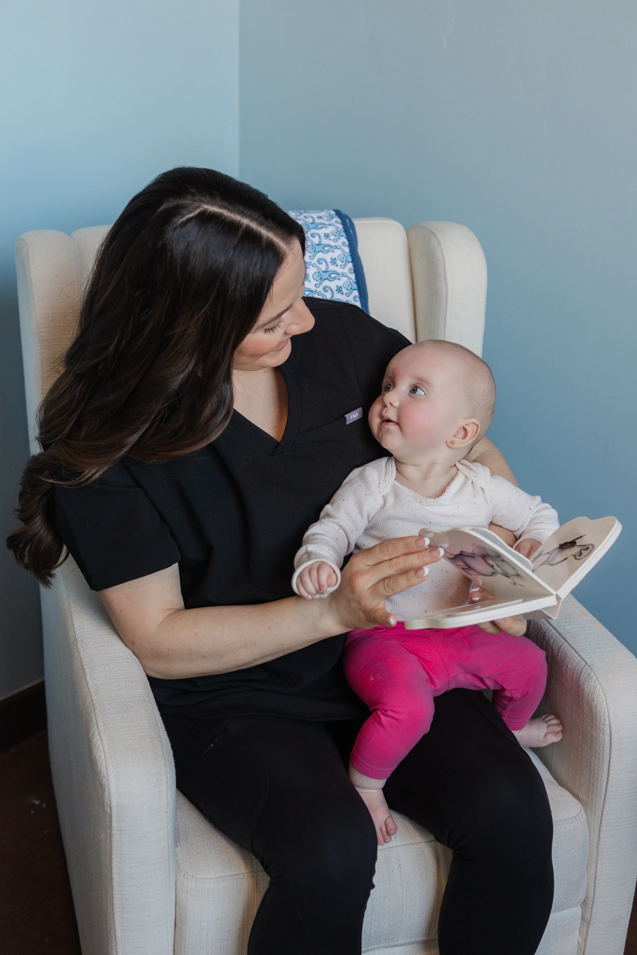 Helping Your Baby Sleep at 8–16 Weeks: Naps, Awake Time & Loving ...