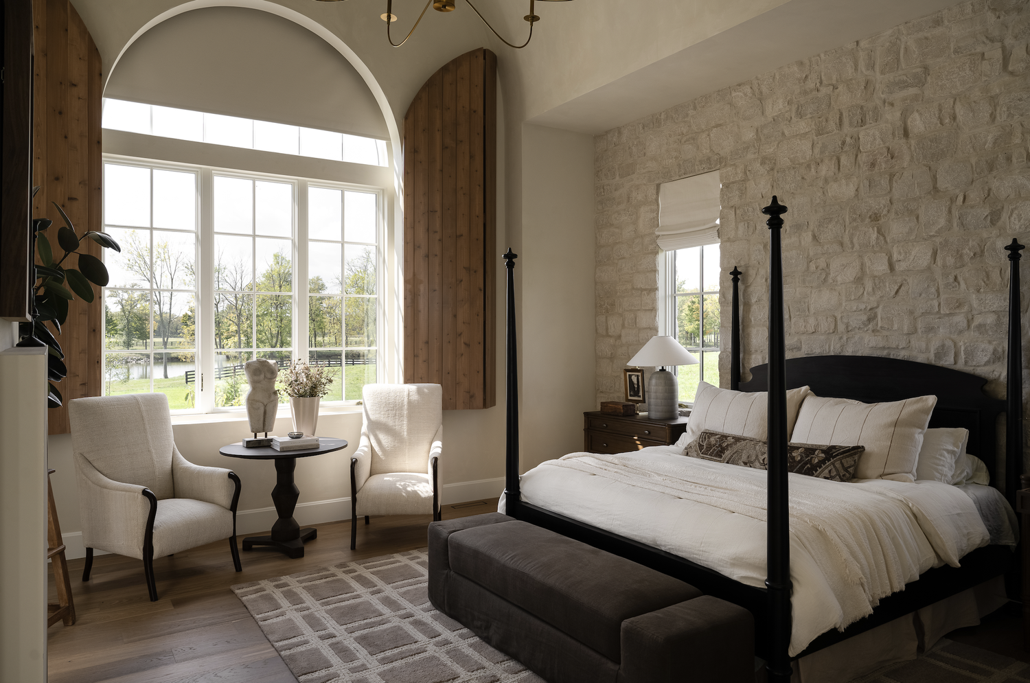 SHINE DESIGN INTERIORS