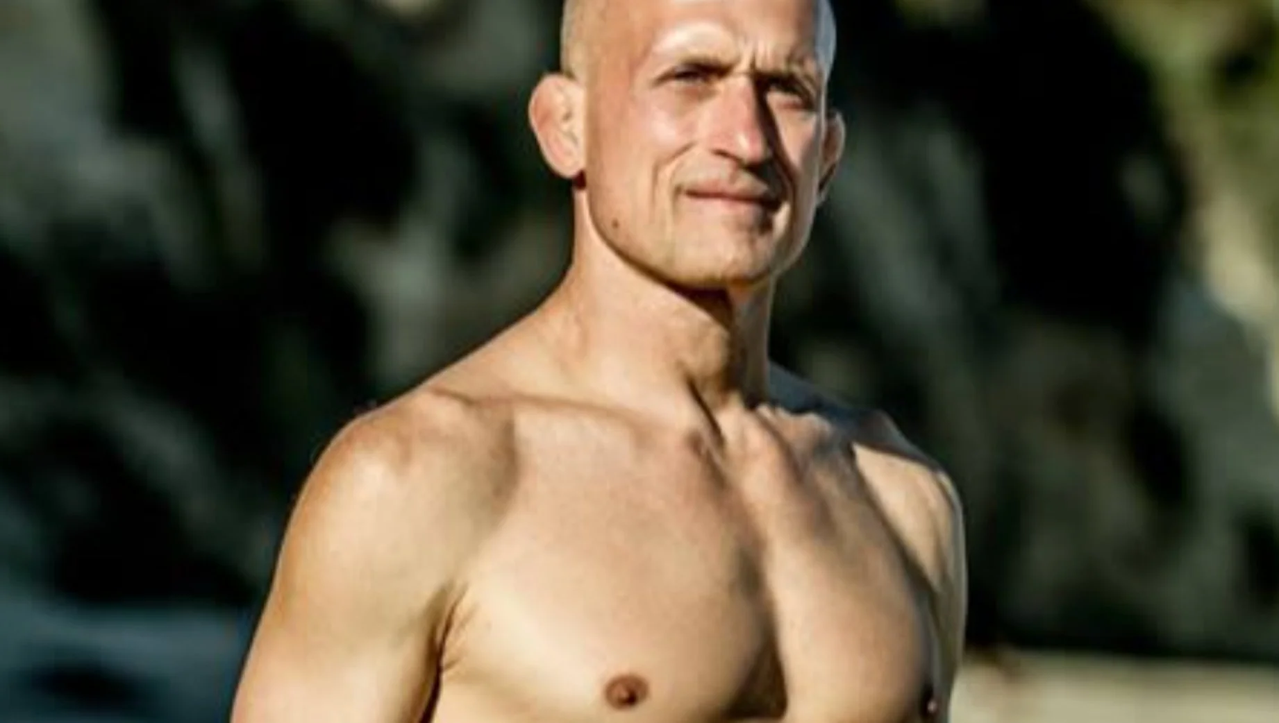 Getting Down with the Maxwell Reverse Turkish Get-Up — Steve Maxwell ...