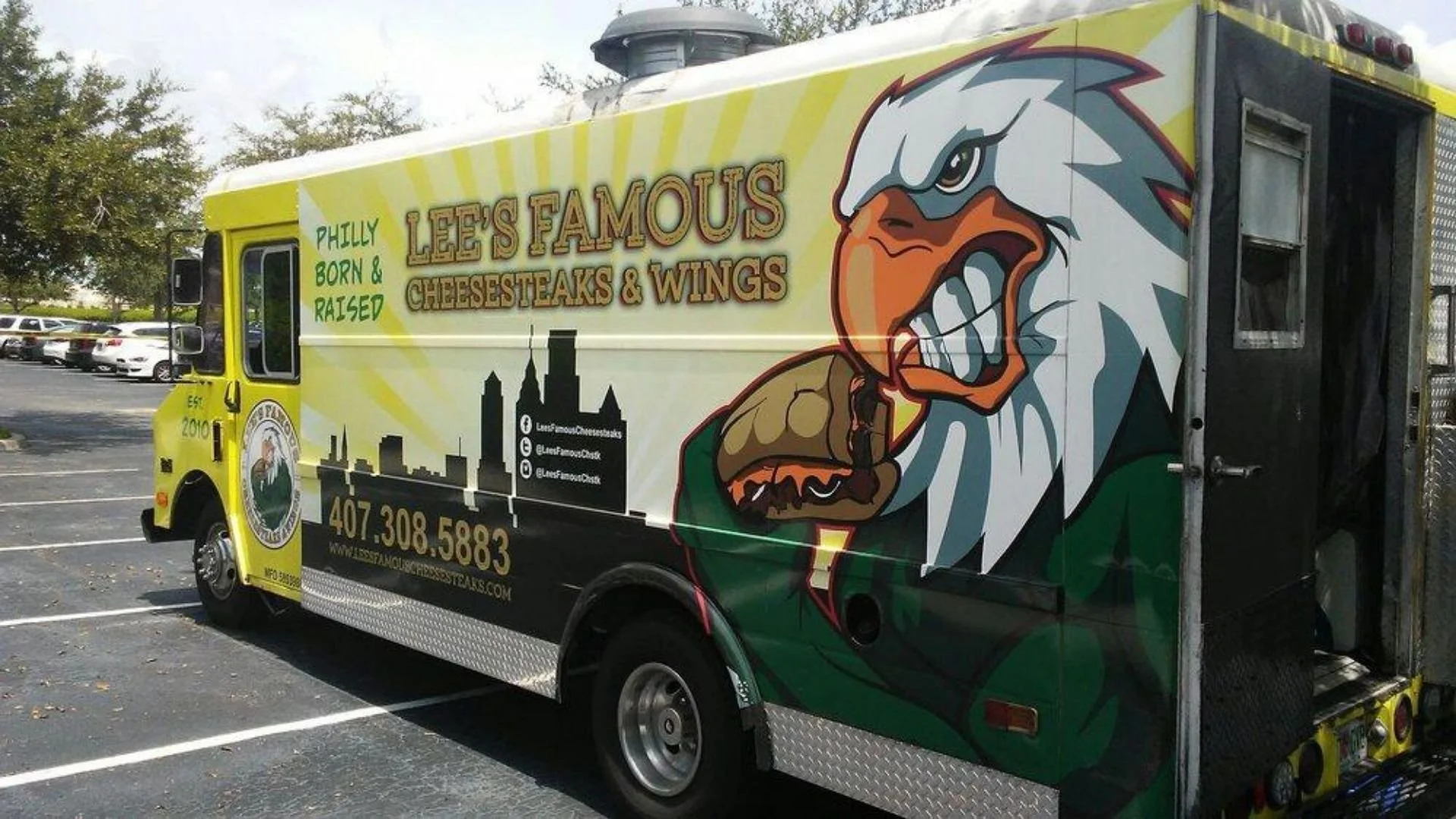 Lee’s Famous Cheesesteaks & Wings — Food Fleet