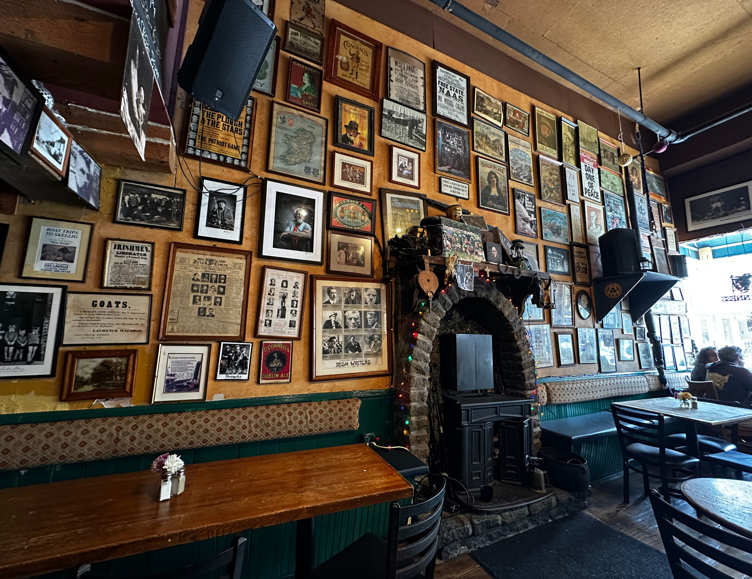 An Beal Bocht Cafe | Experience Irish Culture - Join Us Today