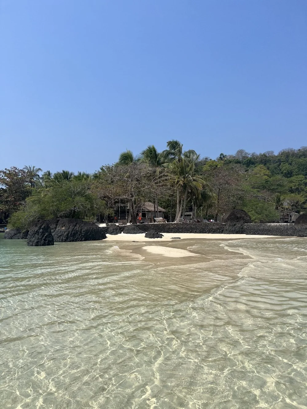 Koh Kham: Explore the Abandoned Resort & Beautiful Beaches