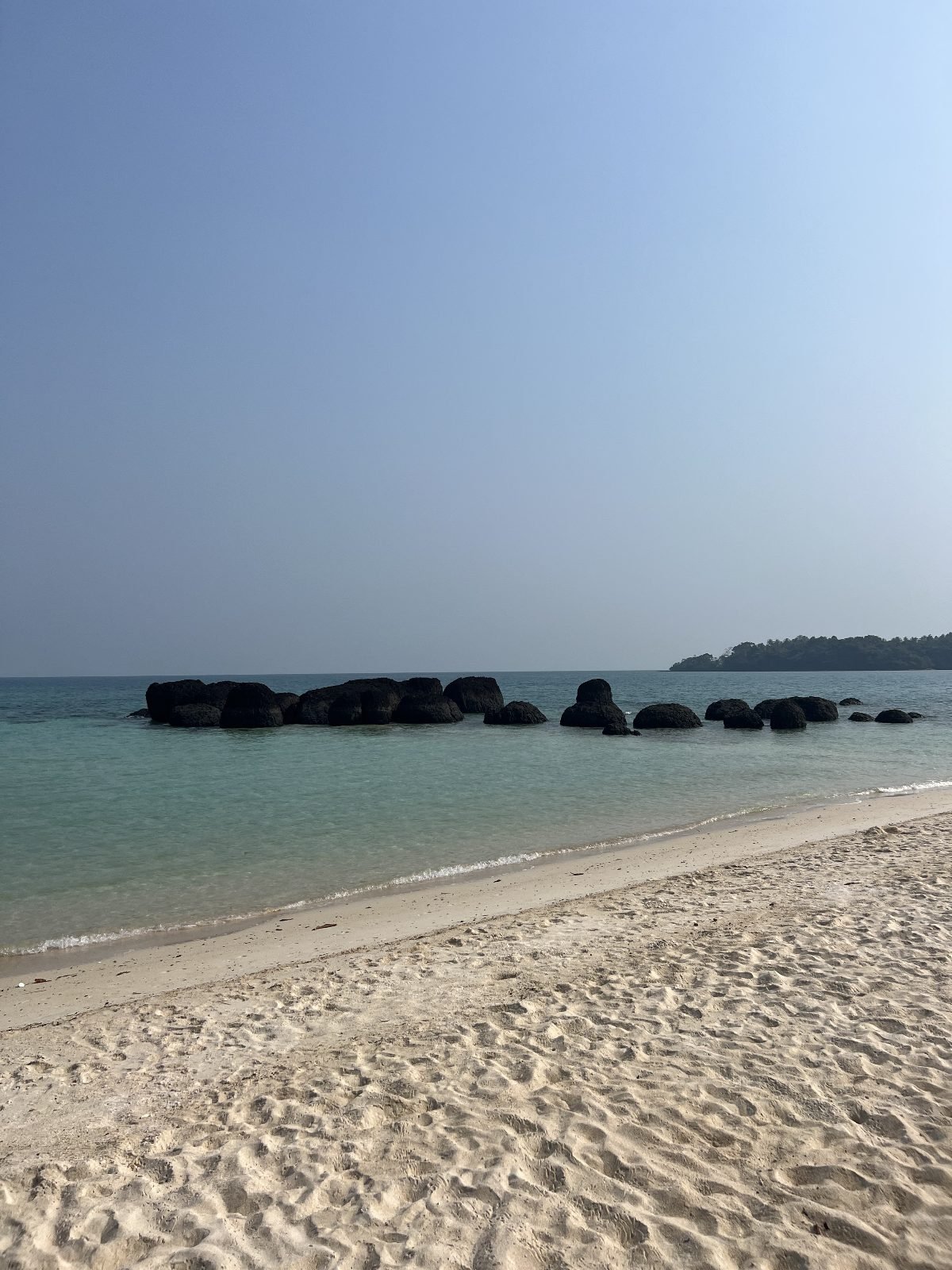 Koh Kham: Explore the Abandoned Resort & Beautiful Beaches