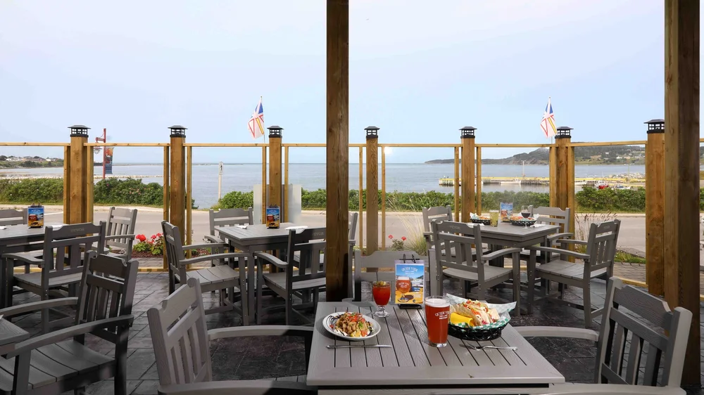 Dining at the Ocean View Hotel | Ocean View Restaurant & Anchor Pub